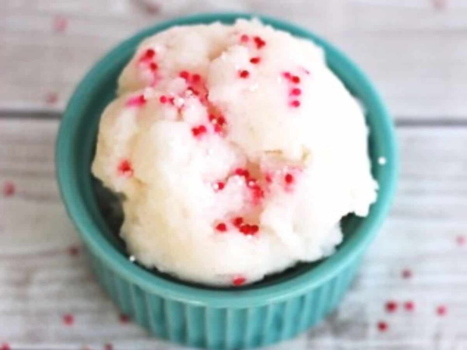 Peppermint Snow Cream - Sweet T Makes Three
