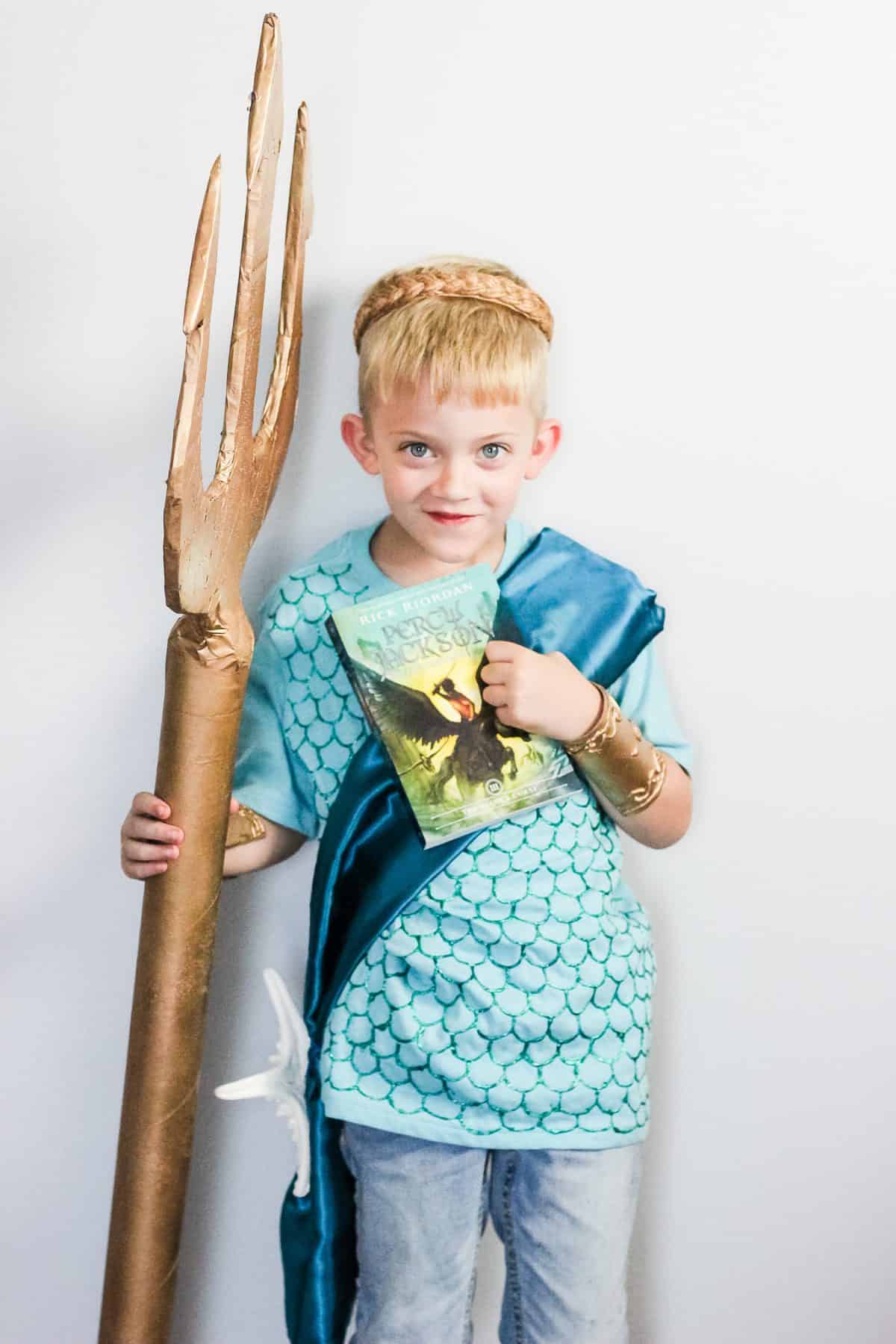 DIY Poseidon Costume - Sweet T Makes Three