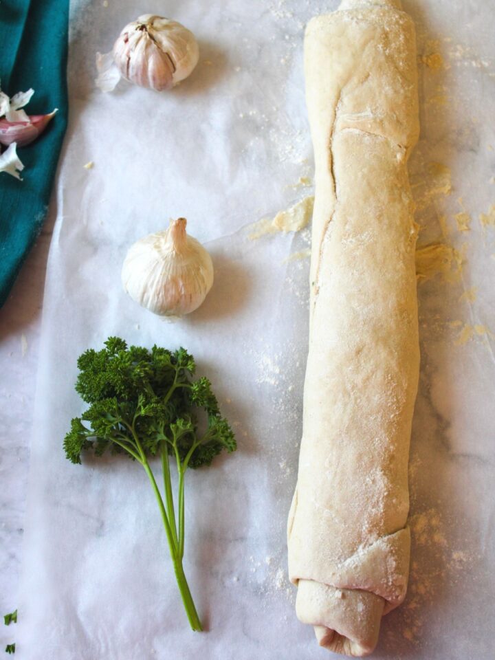 Easy Homemade Garlic Bread - Sweet T Makes Three